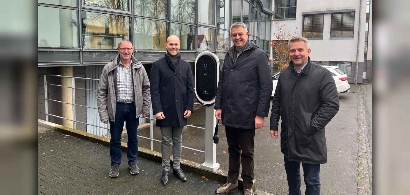 TechniSat unterstützt Verbandsgemeinde bei der Installation von Ladesäulen | Verbandsgemeinde Daun